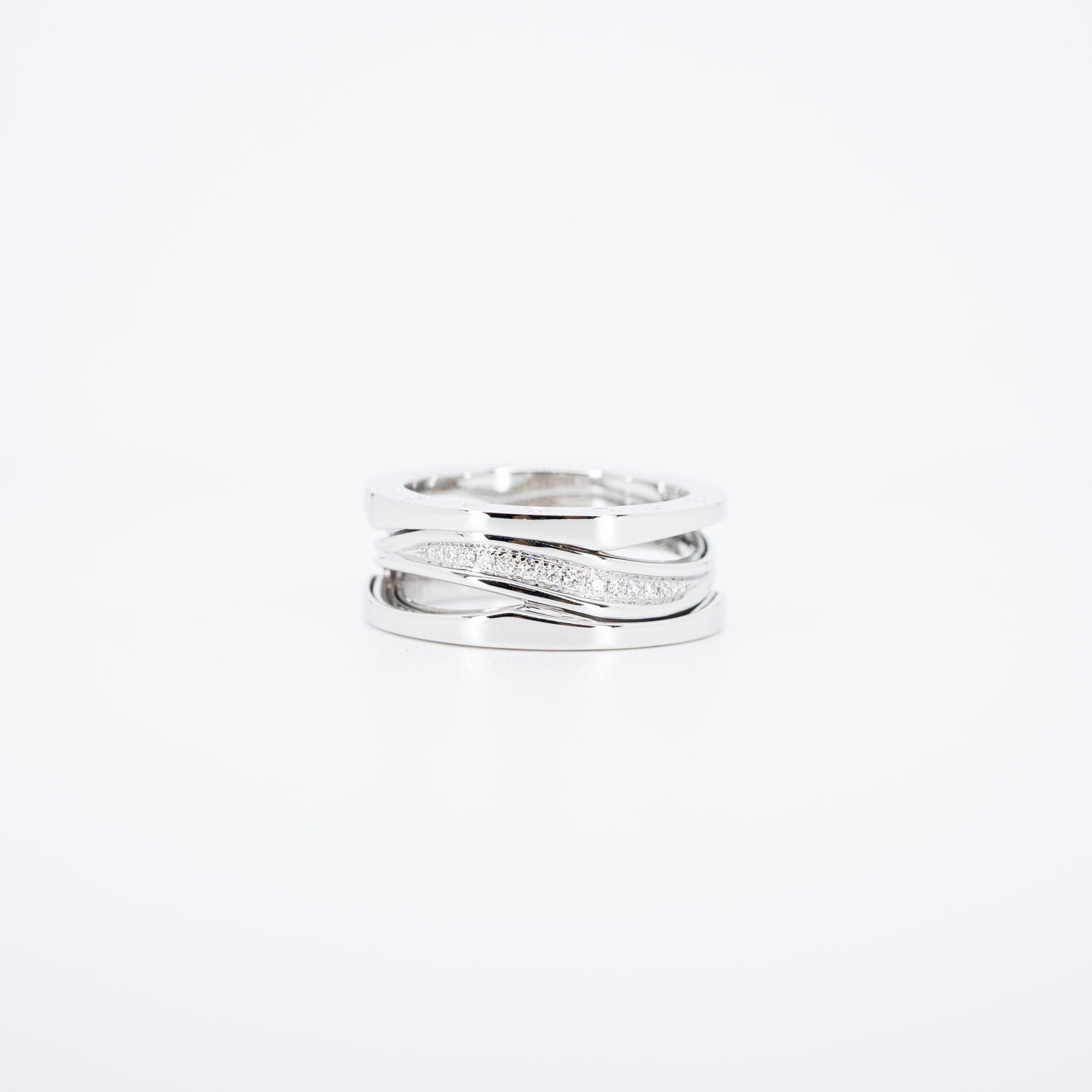แหวน Bvlgari B.zero1 Design Legend two-band Ring with pavé diamonds #T ...