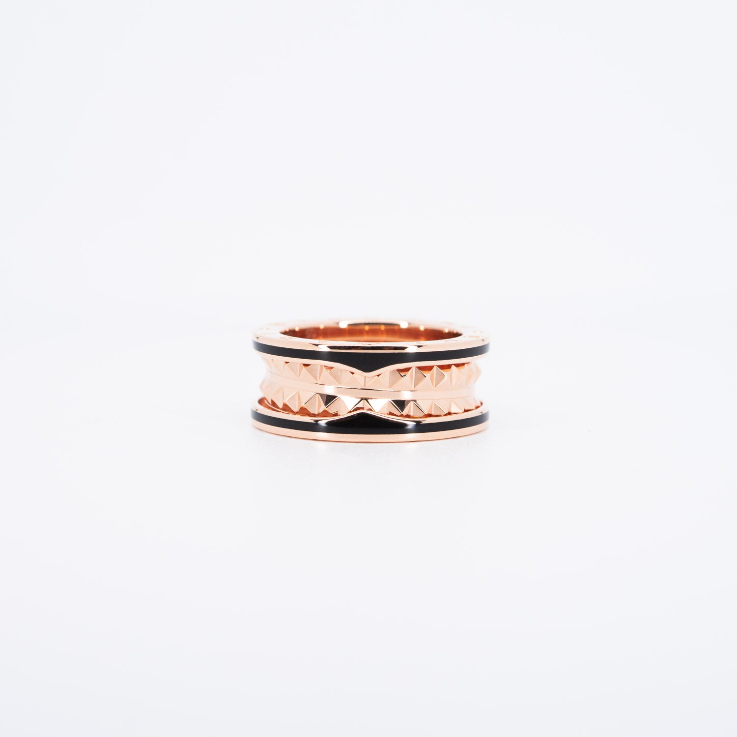 แหวน Bvlgari B.zero1 Rock two-band ring with studded spiral and black ...